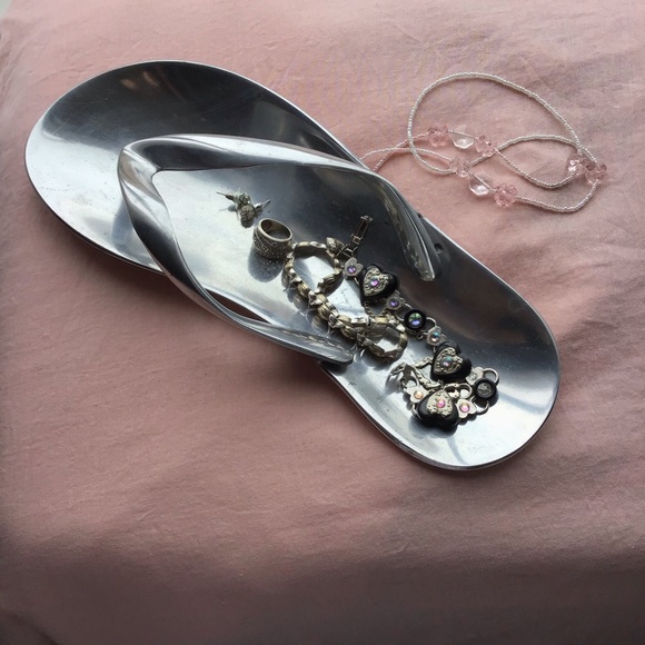 silver looking brand | Other | Trinket Flip Flop Style Or Keys Holder ...